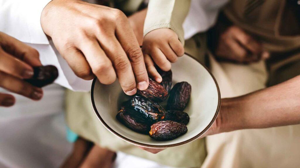 Omani Dates: Uncover the Rich Cultural Legacy and Traditions